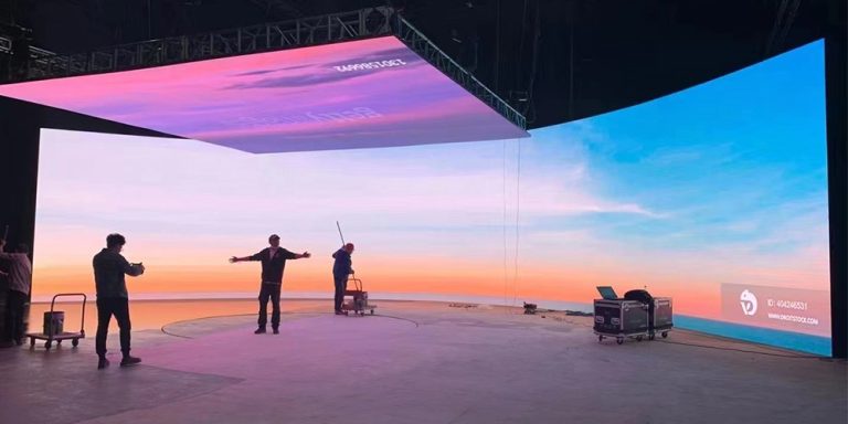 Learn about the advantages and options of indoor LED screens.-MuenLed