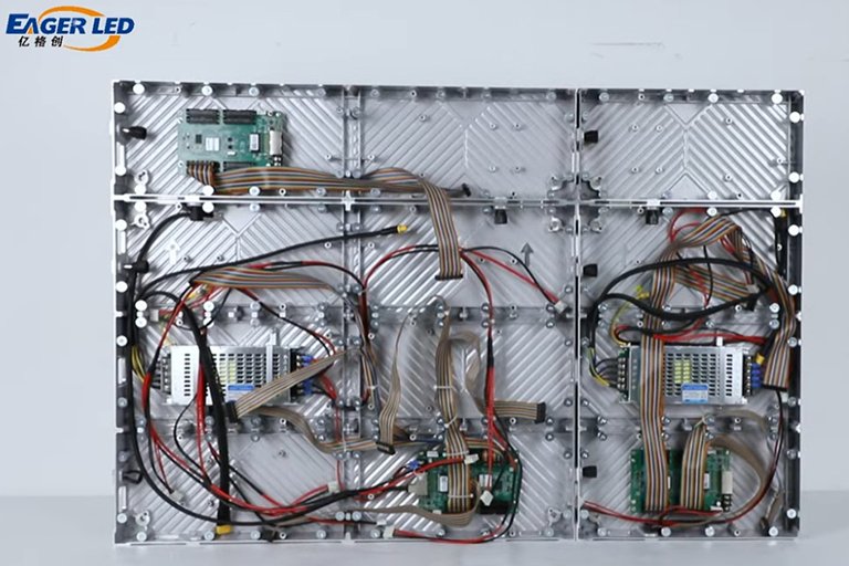 EagerLED يمكن قطع لوحة LED الداخلية EA640F2 وتخصيصها وفقًا لاحتياجات ...